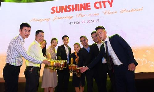 Tưng bừng lễ hội bia tại khu vườn Sunshine City