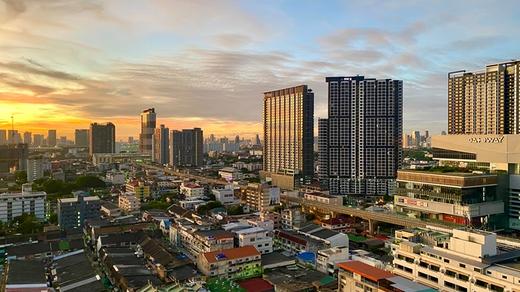 Sights Are Set Beyond the CBD