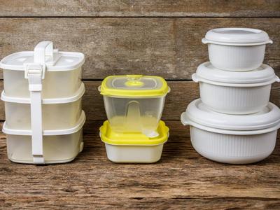 10 hacks to keep plastic tupperware clean - iproperty.com.my