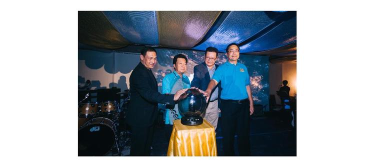 Mah Sing Group celebrates roof topping up ceremony for Sutera Avenue ...