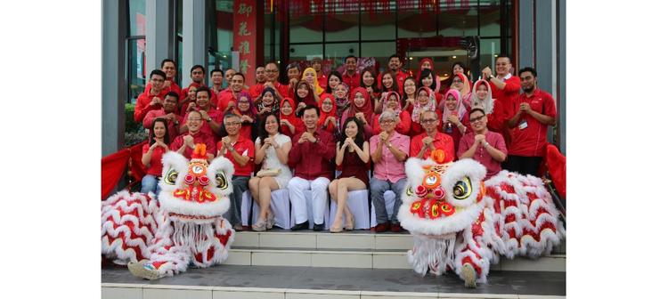 UMLand hosts 2016 Chap Goh Mei Celebration at Seri Austin Gallery ...