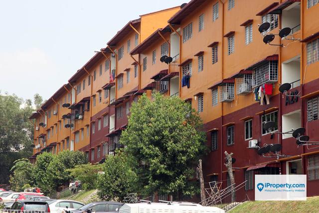 Putra Permai Block A (Apartment) untuk Dijual atau Sewa di Seri ...