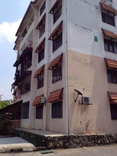 Apartment Serindit (Apartment) for Sale or Rent in Seri Kembangan, 2024