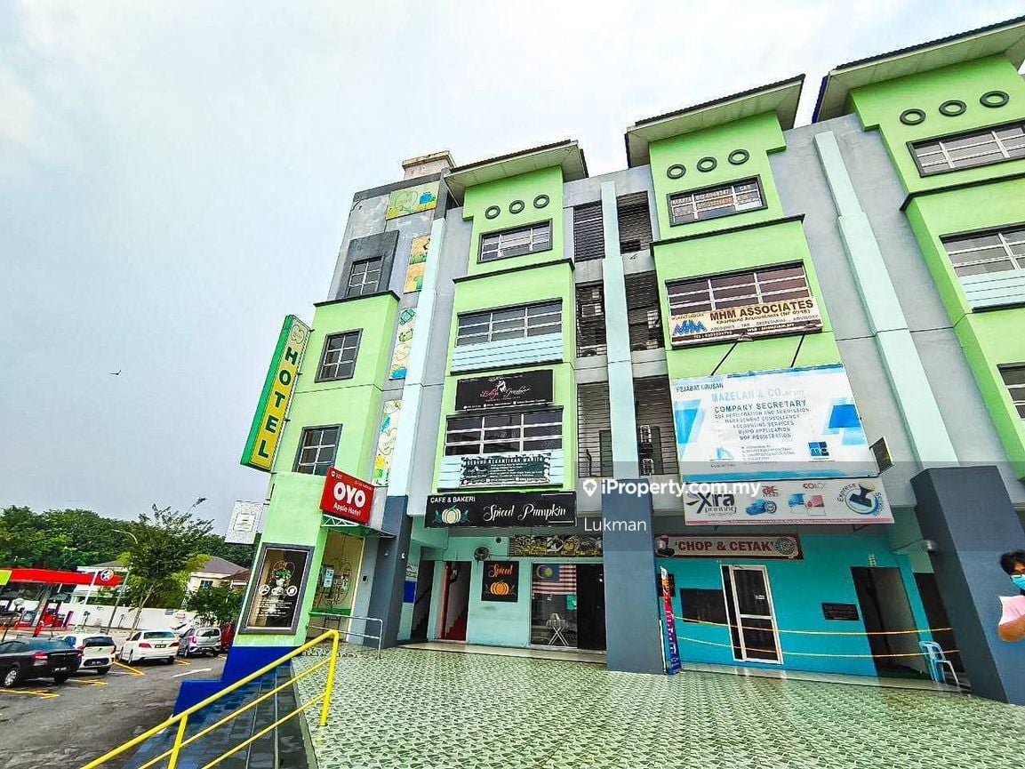 Corner 4 Storey Building Kompleks Kppms Seksyen 3 Shah alam, Corner 4 Storey Building Kompleks ...