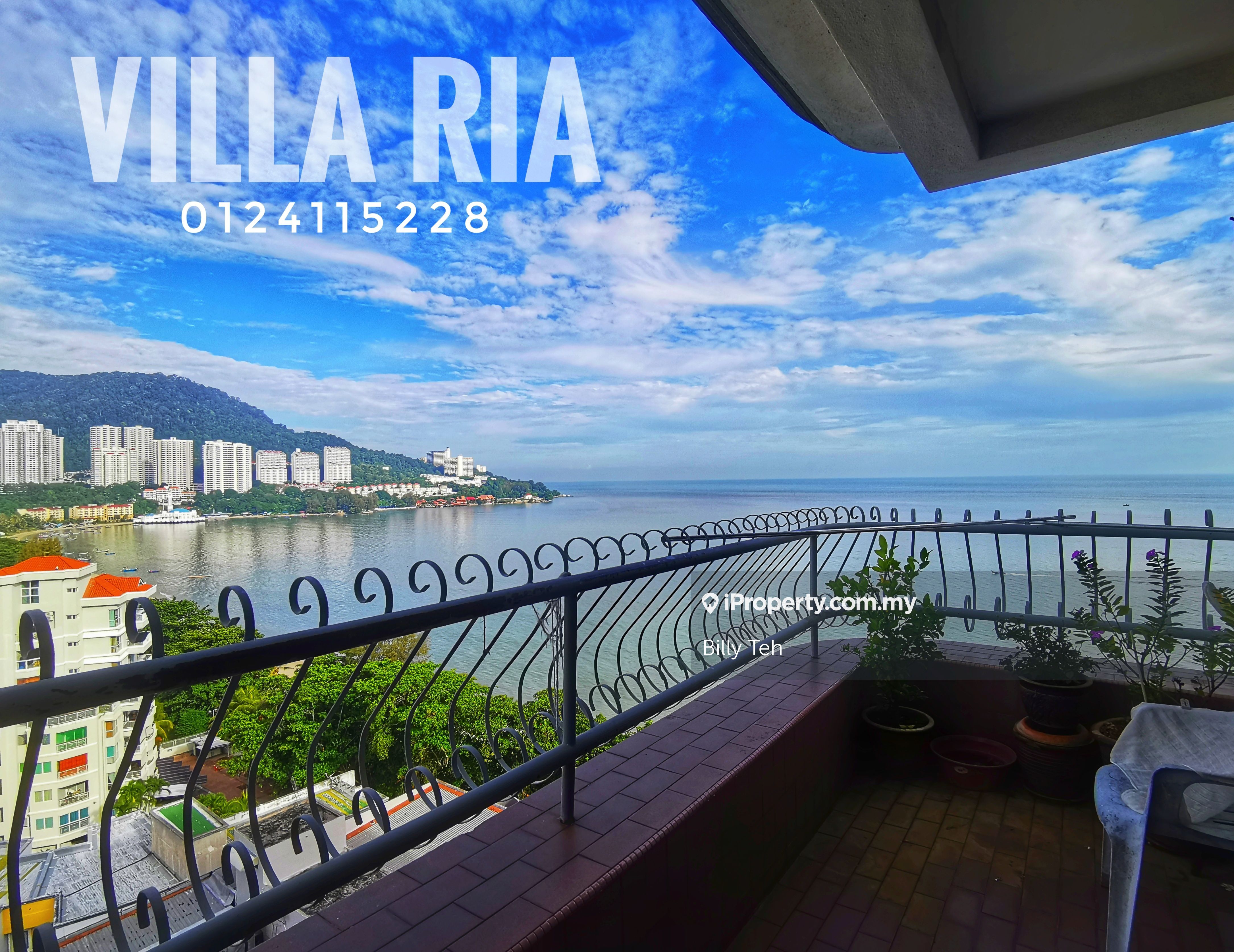 Villa Ria Corner lot Condominium 5+1 bedrooms for sale in Tanjung ...