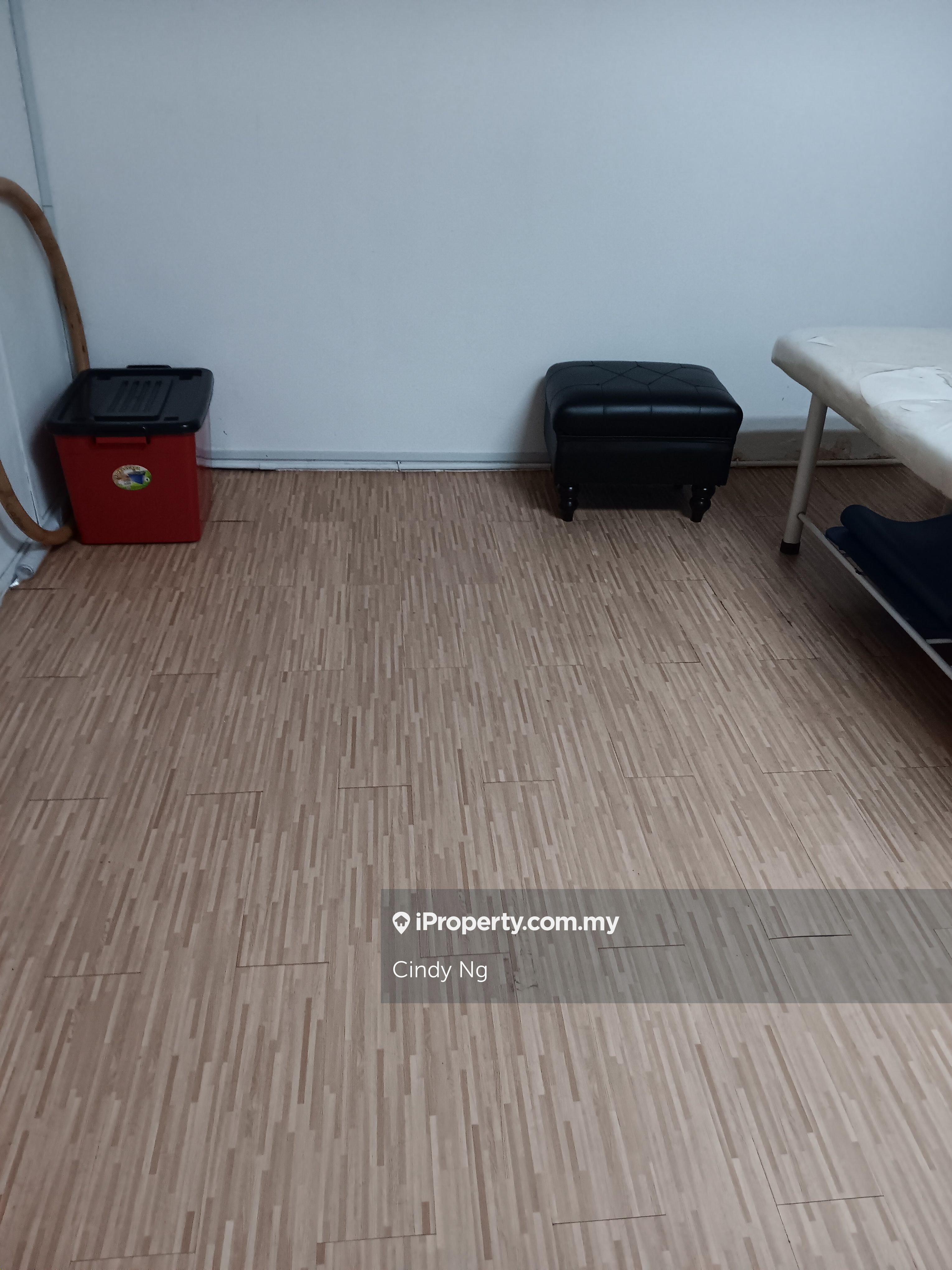 TAIPAN USJ 10 SALON ROOM FOR RENT, USJ 10 SUBANG JAYA, USJ for rent - RM1000 | iProperty Malaysia