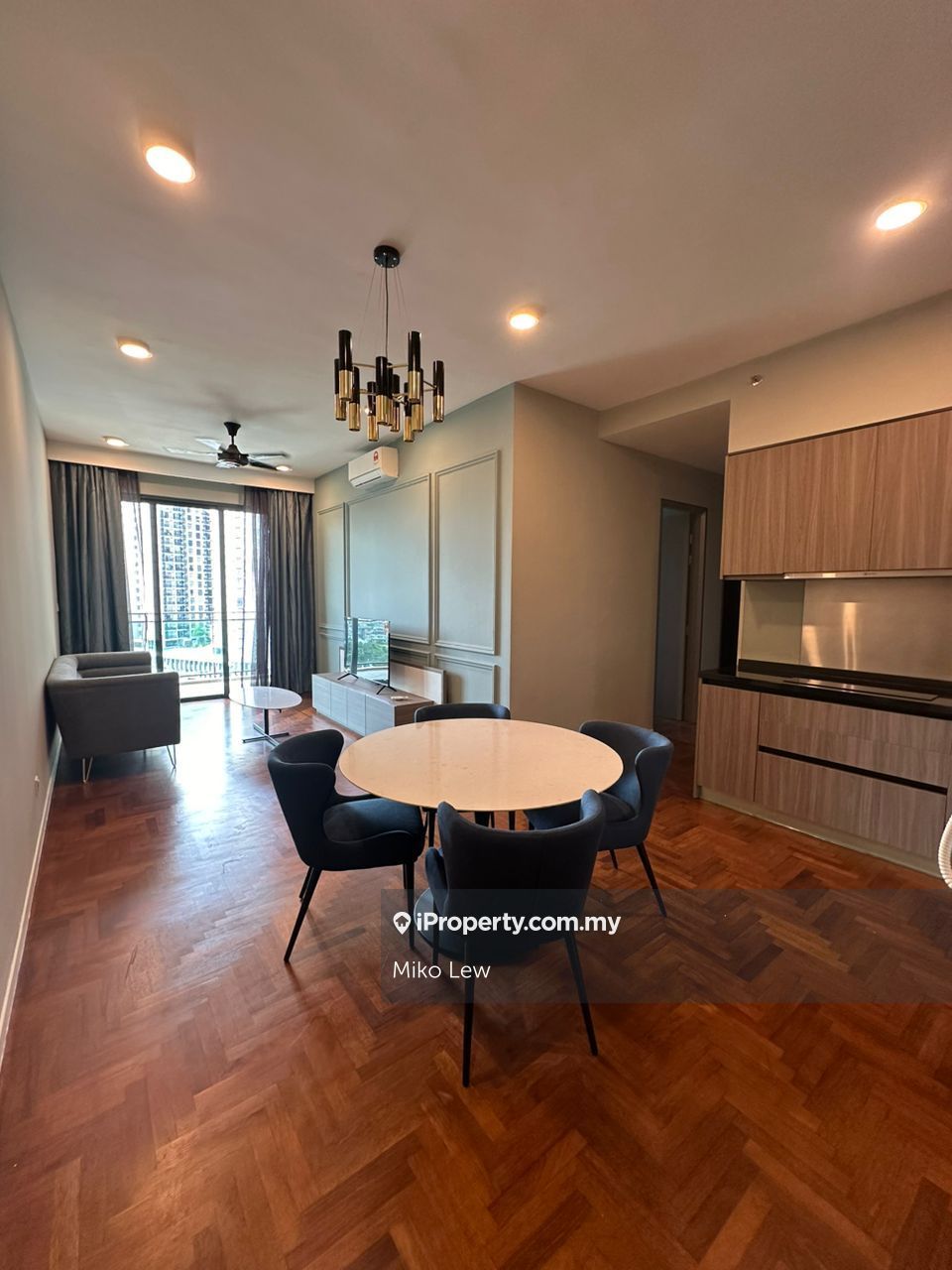 Bloomsvale Menara Vista Petaling Serviced Residence 3 bedrooms for rent ...
