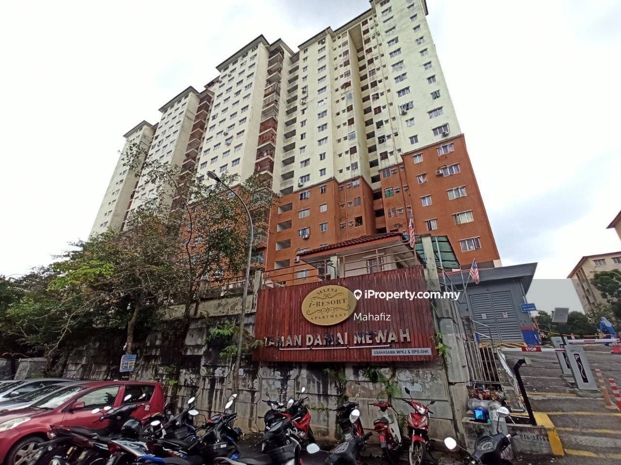 Selesa I Resort Apartment (Pangsapuri Damai Mewah B) Apartment 3 ...