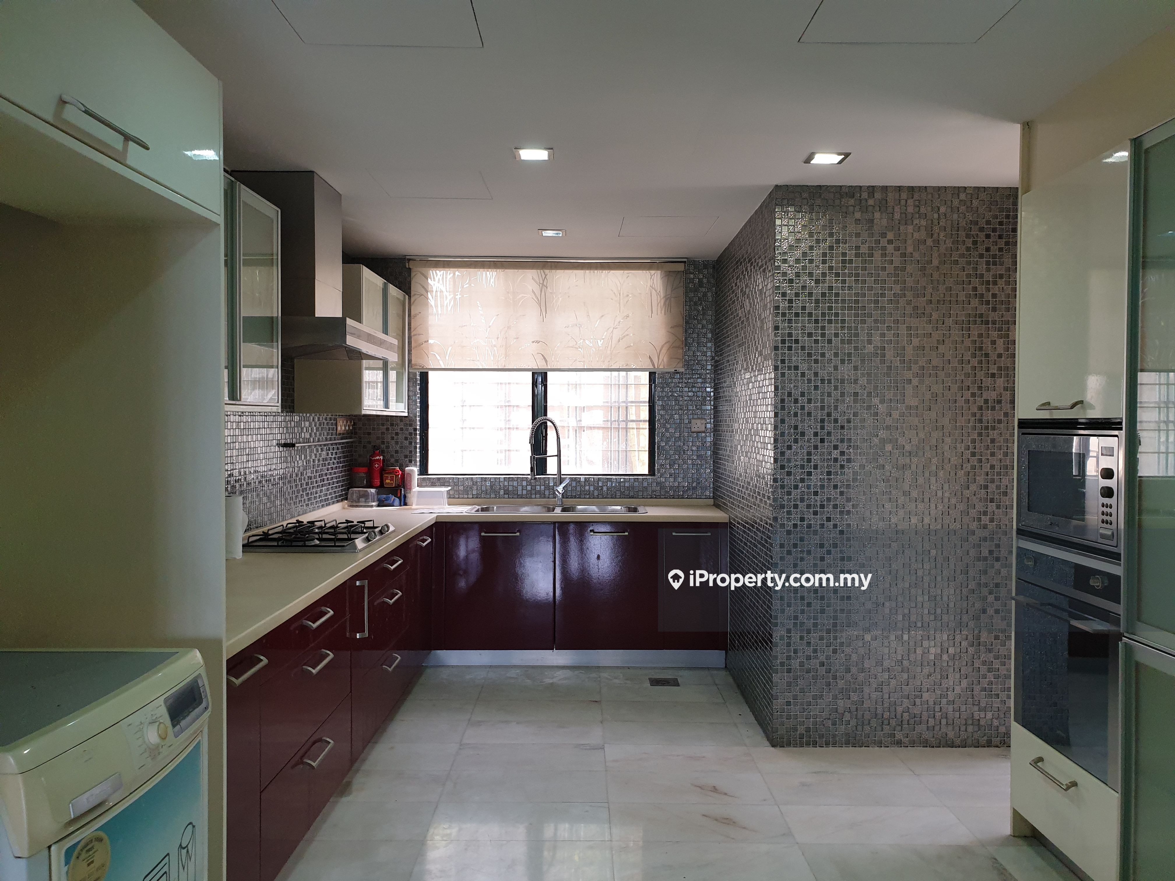 Prima Damansara Corner lot Condominium 3+1 bedrooms for sale in ...