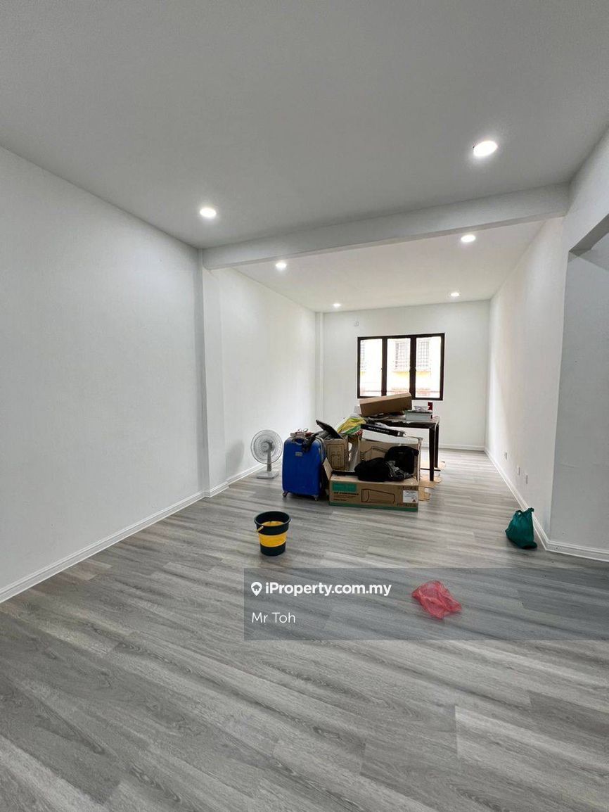 Ria 2 Apartment, Taman Megah Ria, Masai for sale - RM238000 | iProperty ...