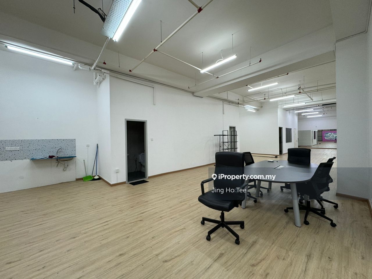 Emporis Shoplot, Office, Partly Furnished, Available Now, Offer Price ...