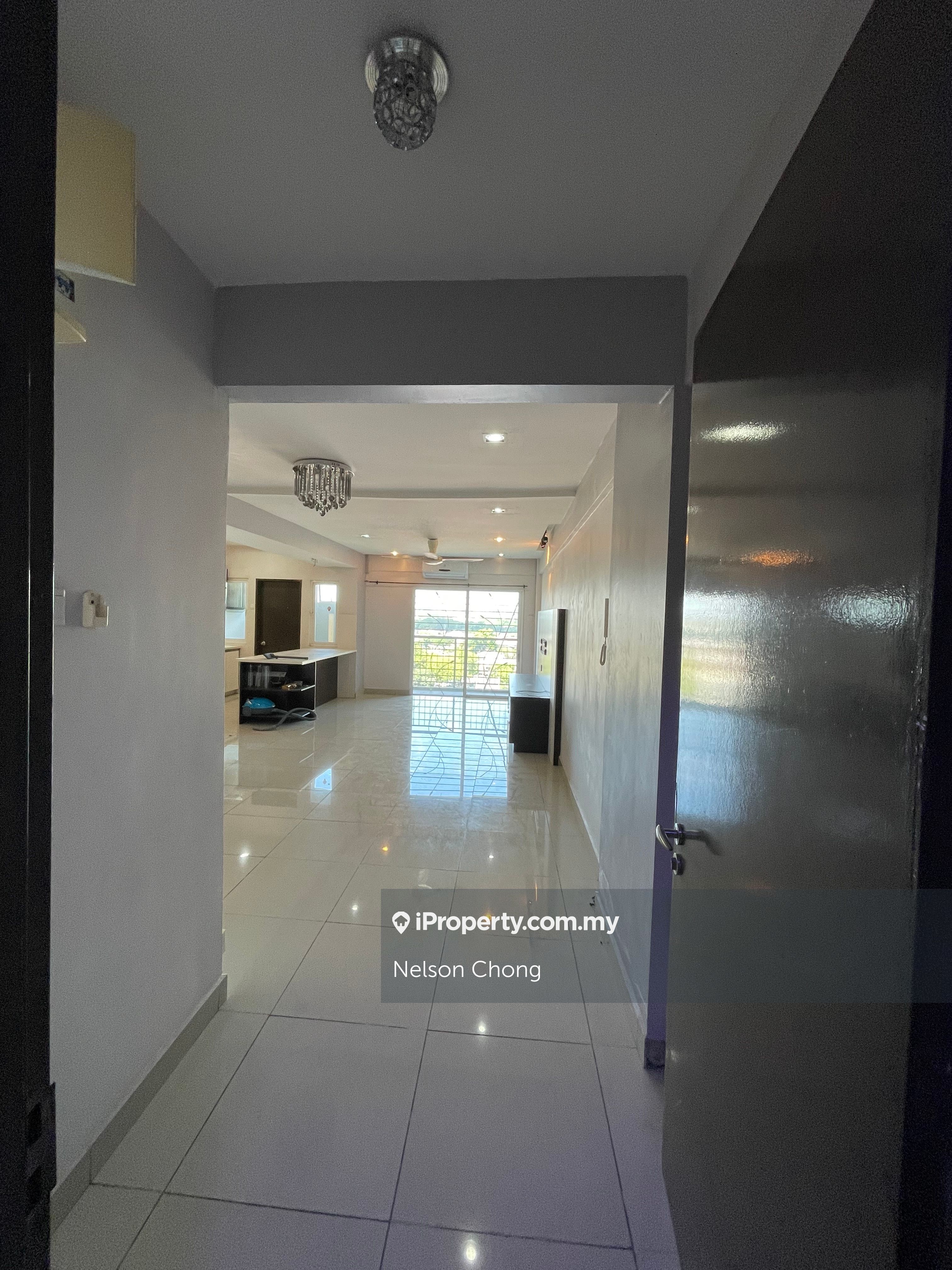 First Residence (Residensi Unggul) Intermediate Condominium 3 bilik ...