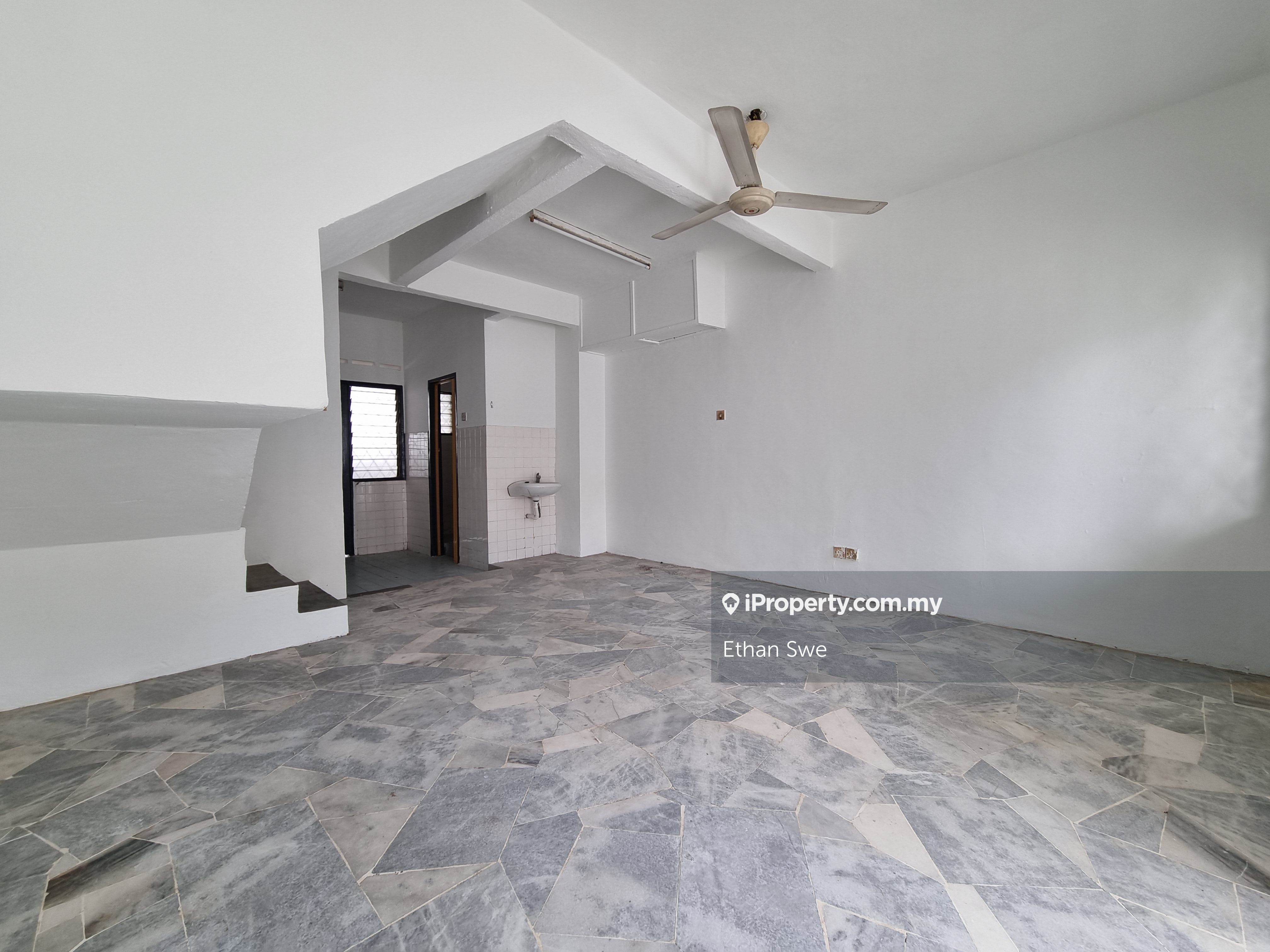 2-Storey, Taman Mulia Jaya, Ampang for sale - RM380000 | iProperty Malaysia