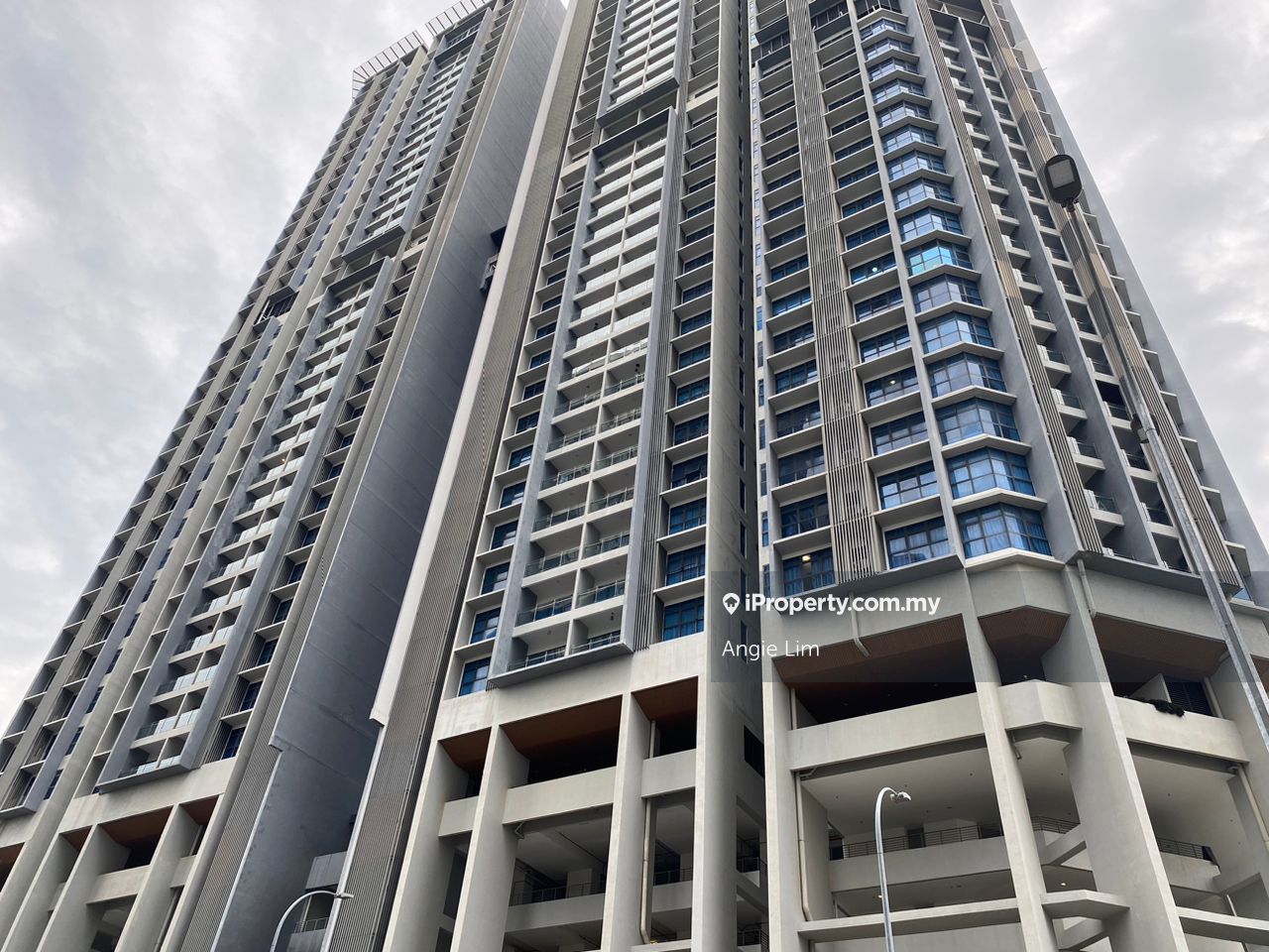 Atlantis Residences (Pangsapuri Atlantis Kota Syahbandar), Taman Kota ...