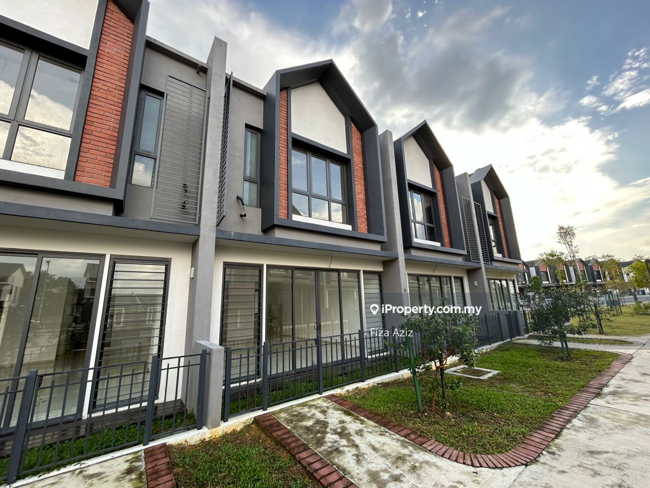 Ilham Residence, Elmina East 2 Storey House, Shah Alam Intermediate 2 ...