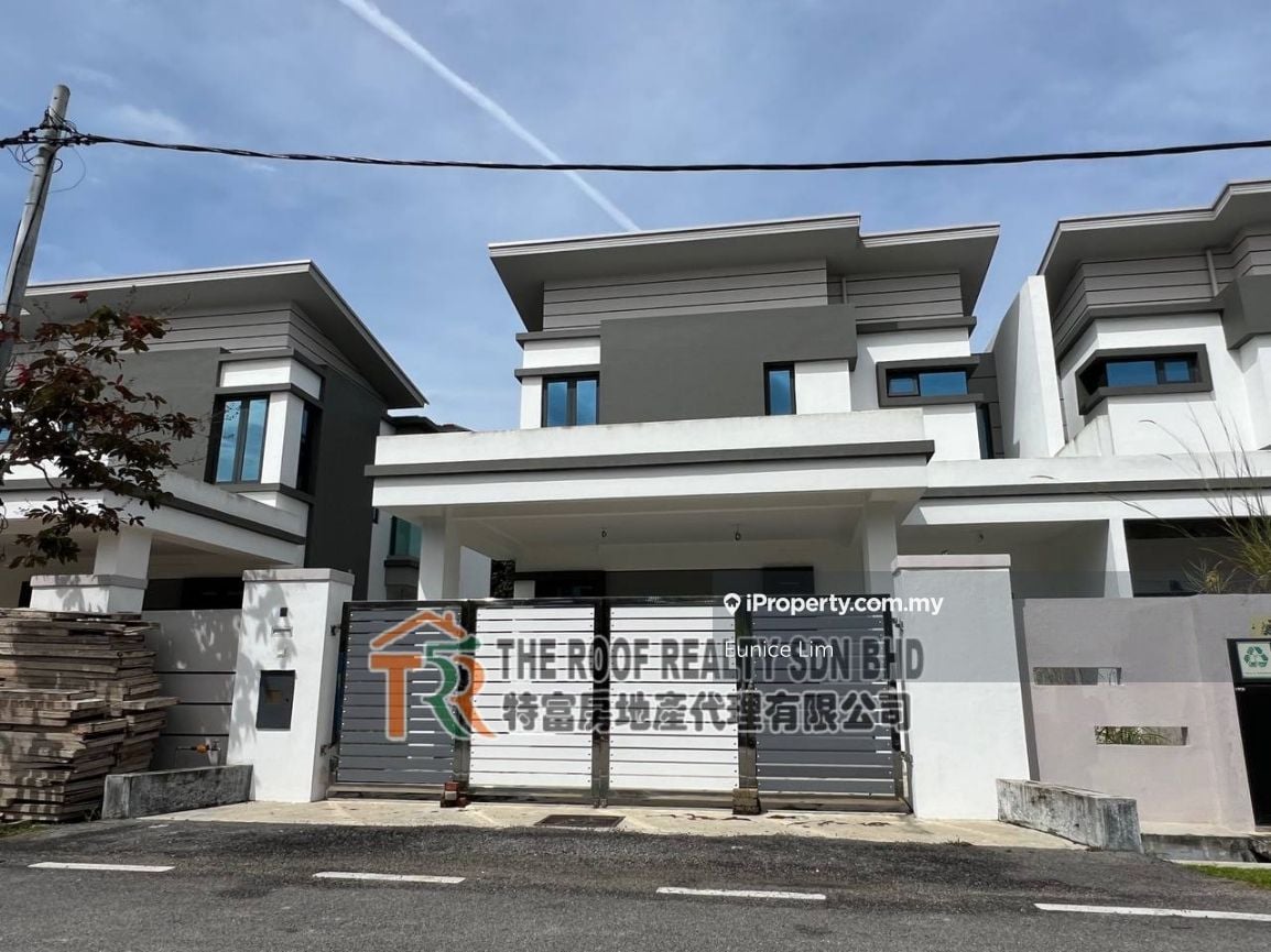 Double Storey Semi-D Sungai Abong, Muar Semi-detached House 4+1 ...