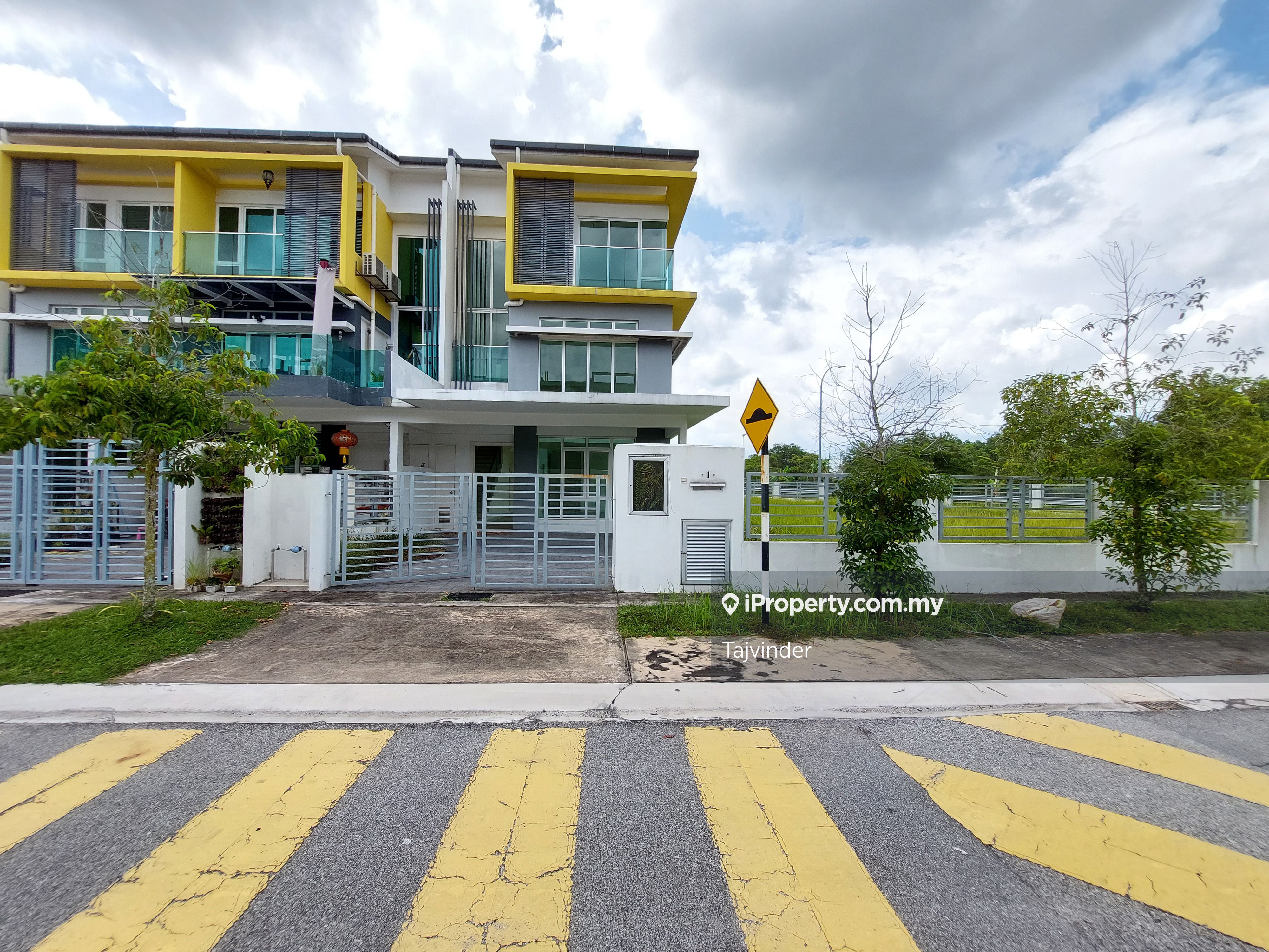 Serene Residence Rawang, Rawang for sale - RM999000 | iProperty Malaysia