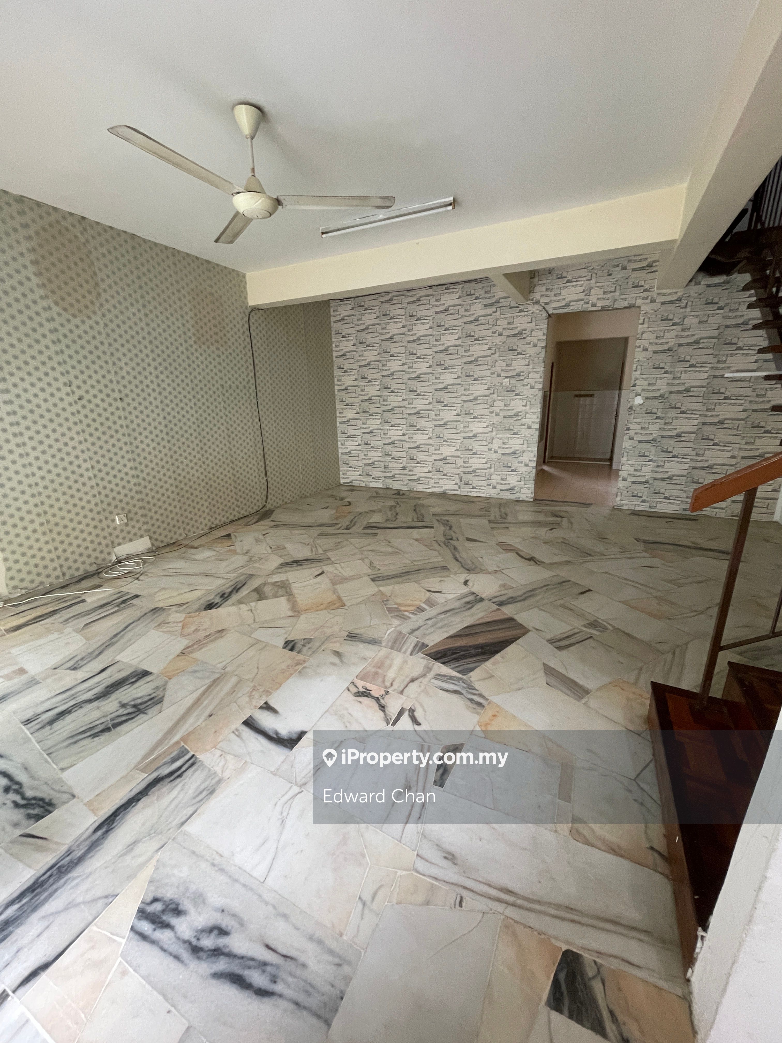 Bandar Mahkota cheras 2storey , Bandar Mahkota Cheras for sale ...