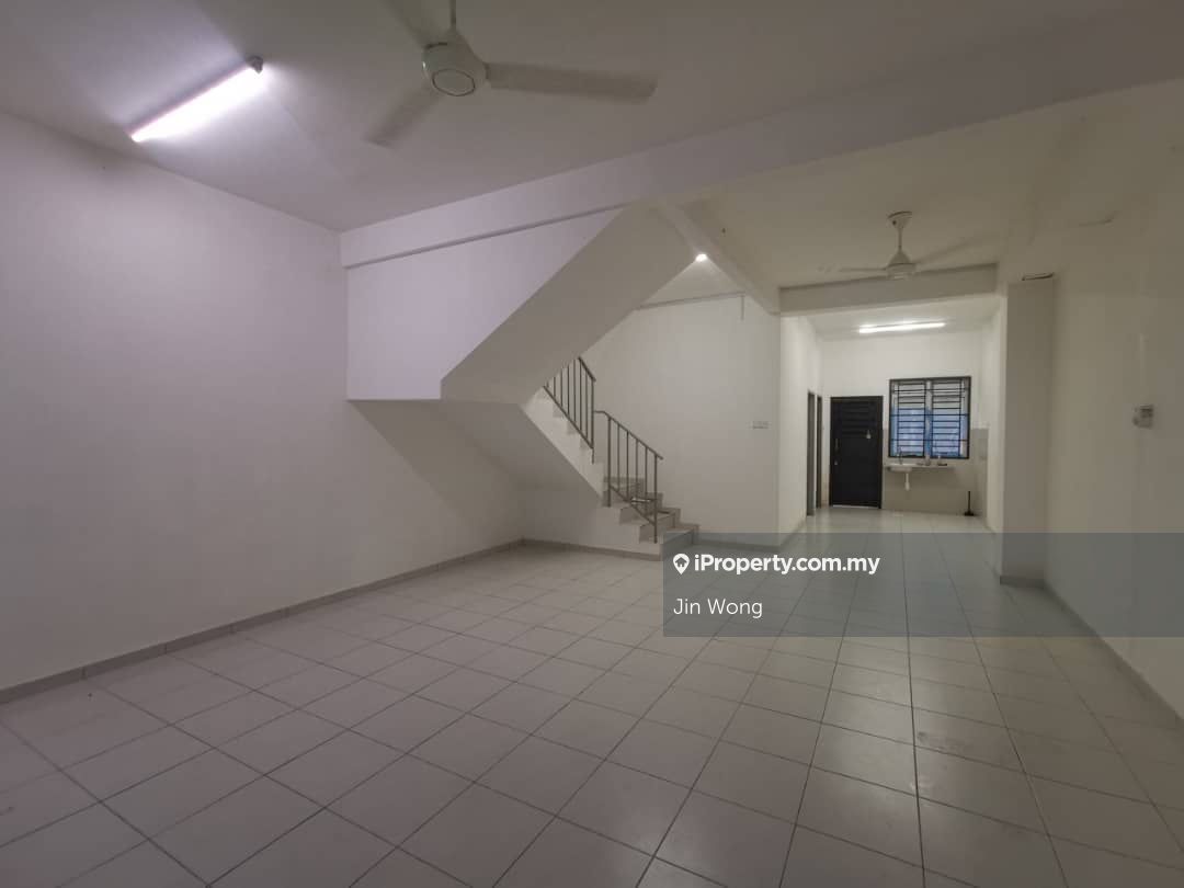 Scientex Utama, Senai 2-sty Terrace/Link House 4 bedrooms for rent ...