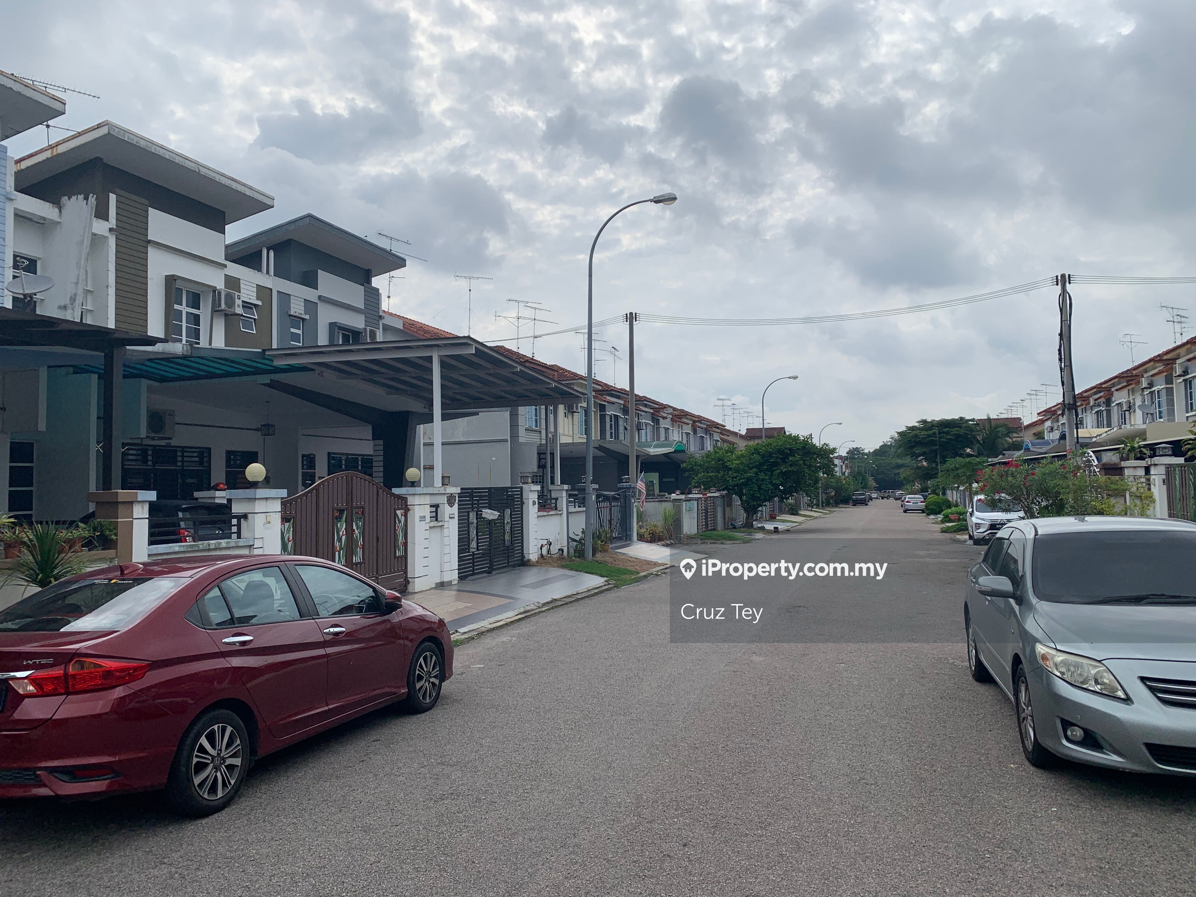 Taman Lagenda Putra, Kulai Intermediate 2-sty Terrace/Link House 4 ...