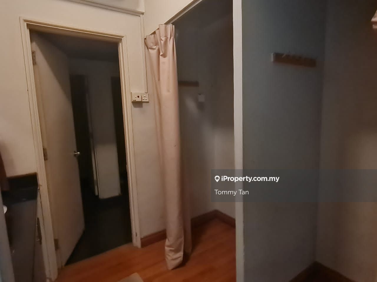 Plaza Damas Office, Sri Hartamas Intermediate Office for rent ...