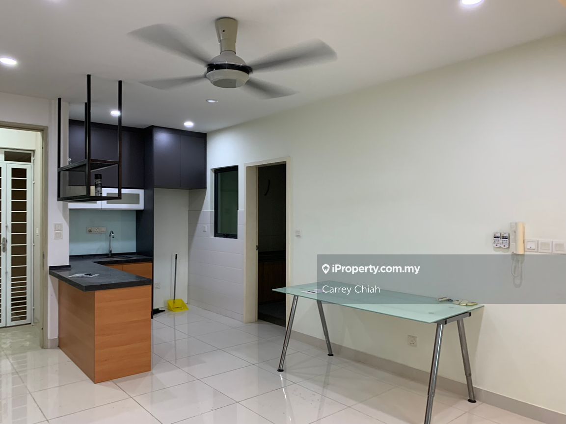 The Z Residence Intermediate Condominium 3 bedrooms for sale in Bukit ...