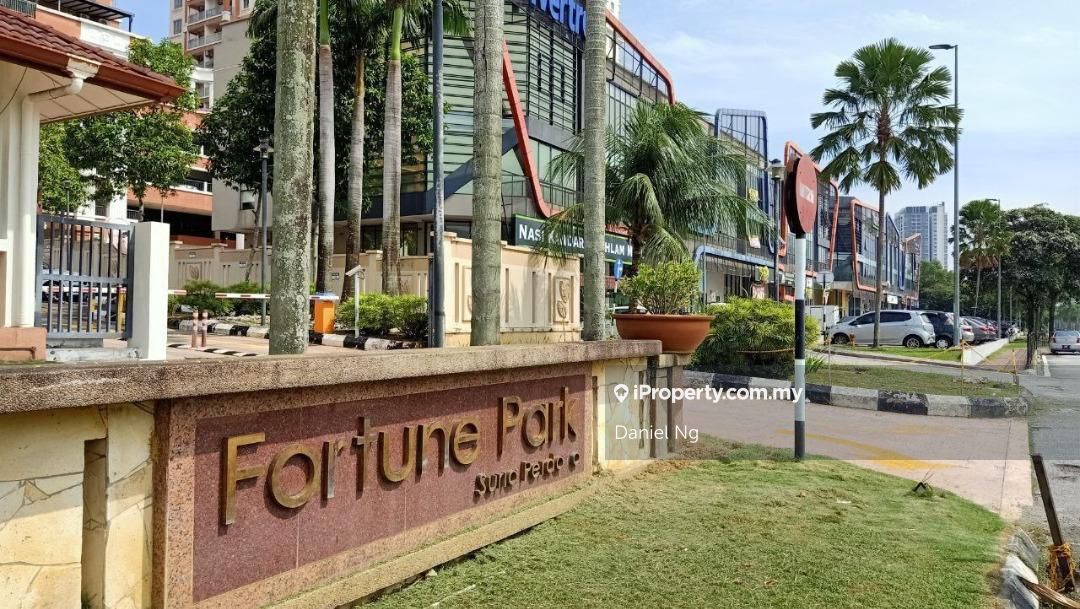 Fortune Park (Suria Perdana) Condominium 4 bedrooms for sale in Seri ...