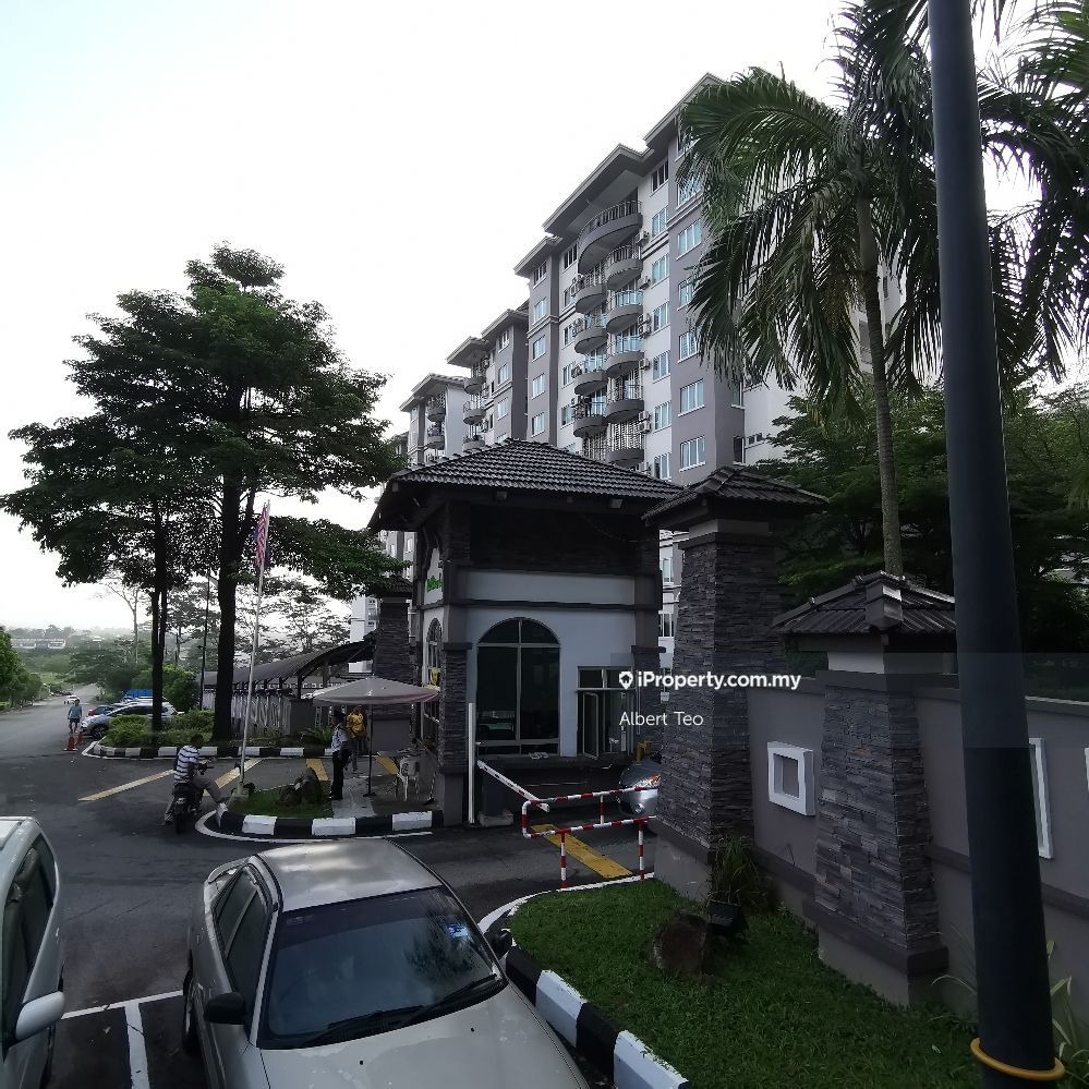 Hillview Loft, Batu Pahat for rent - RM1700 | iProperty Malaysia