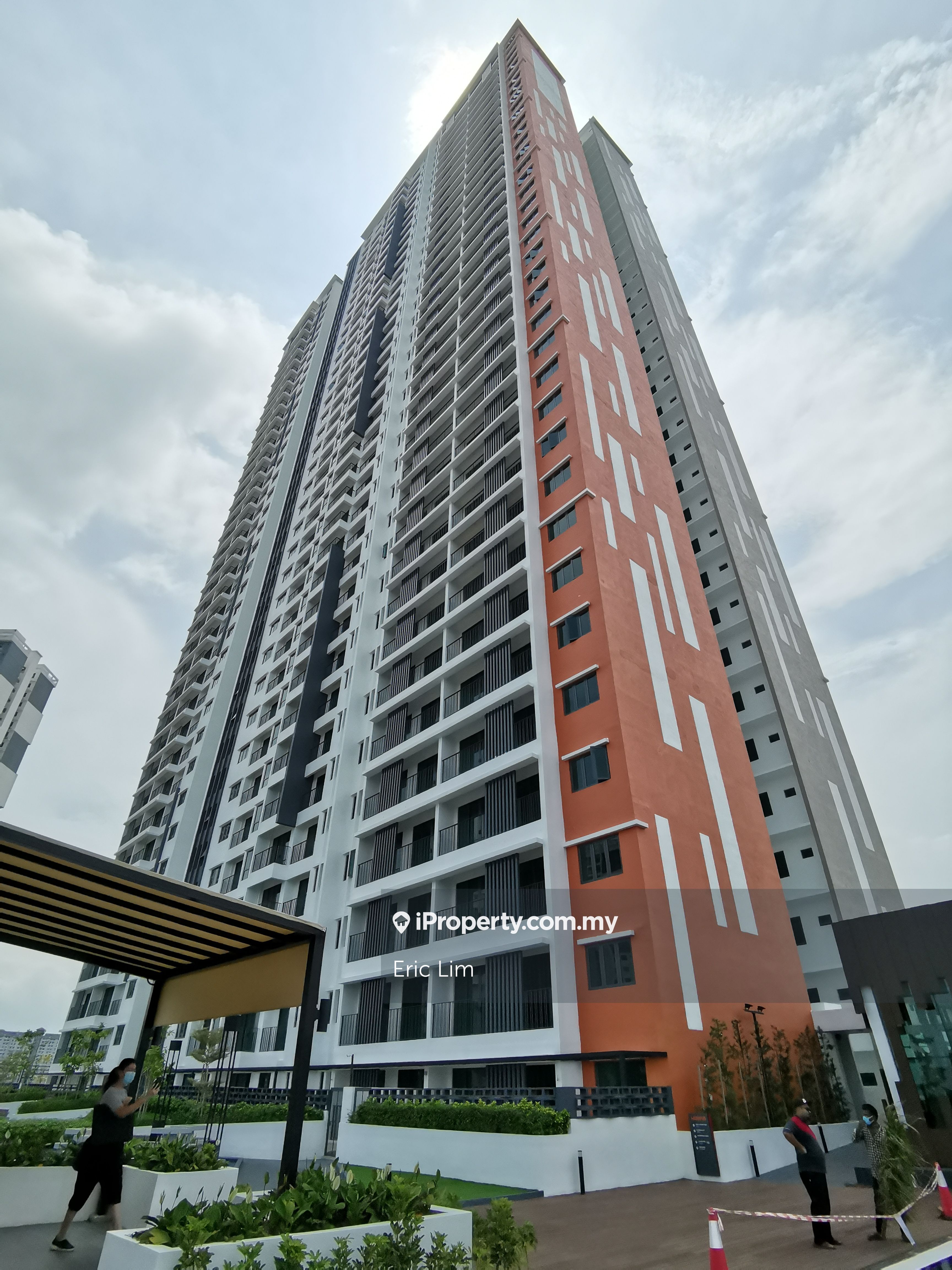 Meritus Residensi Intermediate Serviced Residence 3 bedrooms for sale ...
