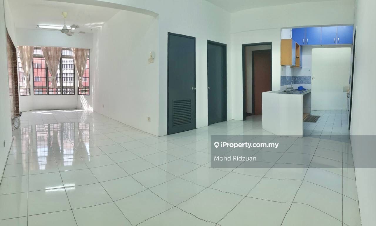 Permai Villa Intermediate Apartment 3 bedrooms for sale in Puchong ...