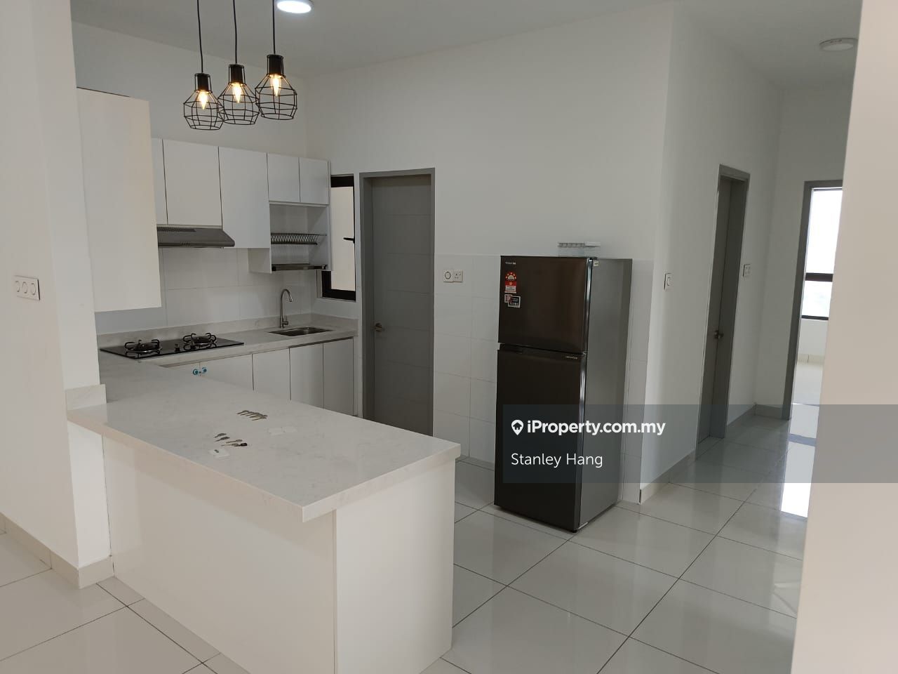 Ten Kinrara Corner lot Serviced Residence 3 bedrooms for rent in Bandar ...