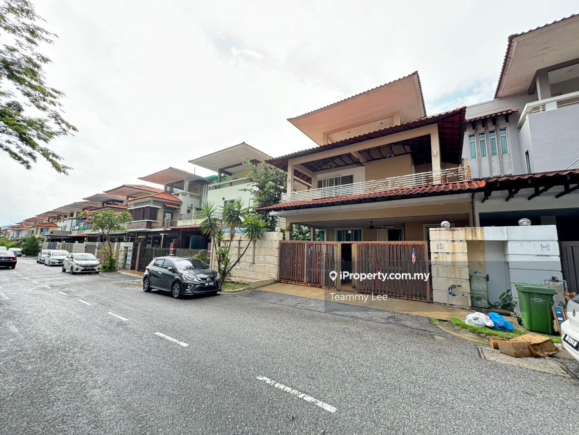 Nicely Renovated 3 Storey Semi-D Mutiara Gombak, Gombak Intermediate ...