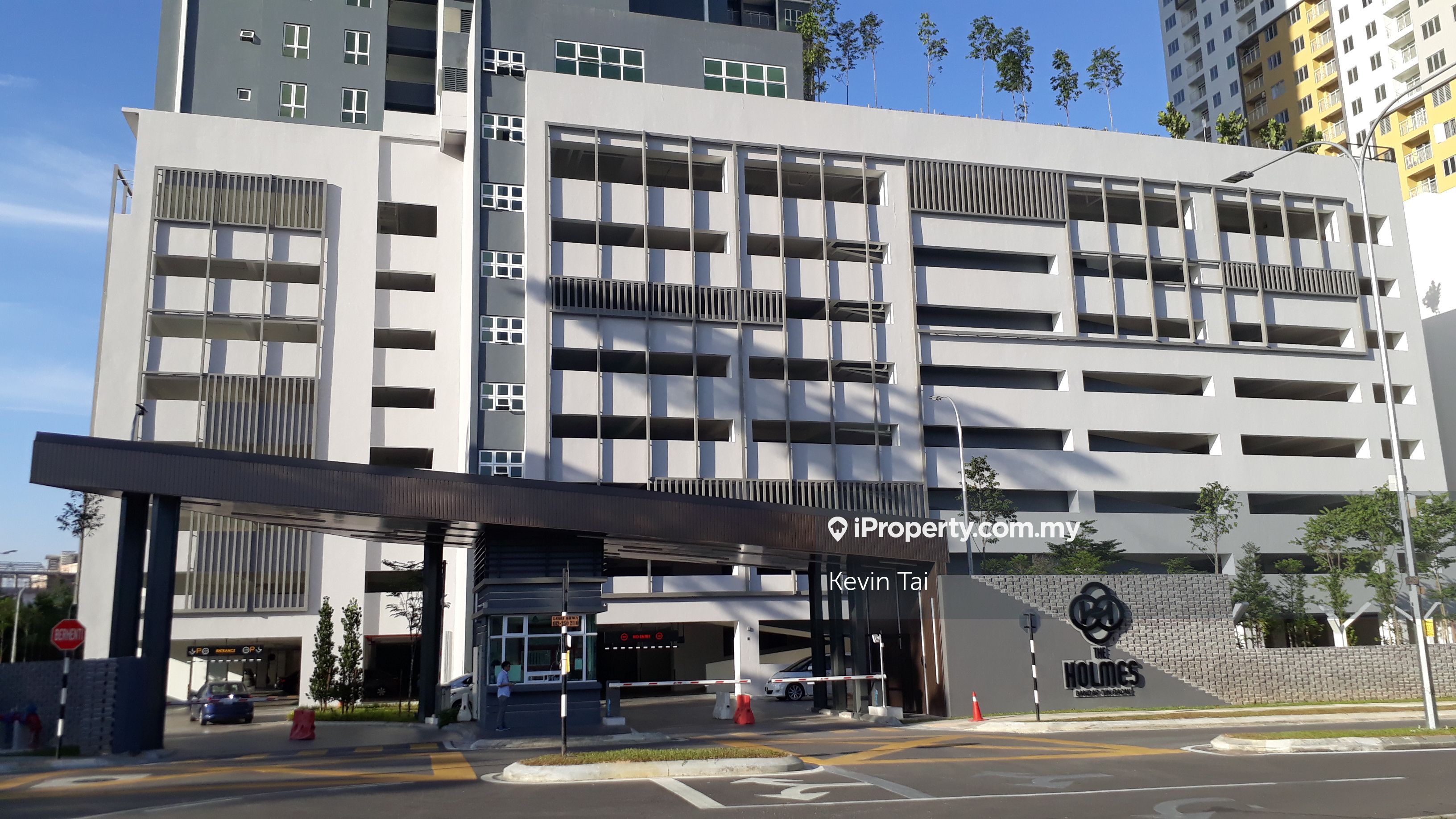 The Holmes 1 Intermediate Condominium 3 bedrooms for rent in Cheras ...