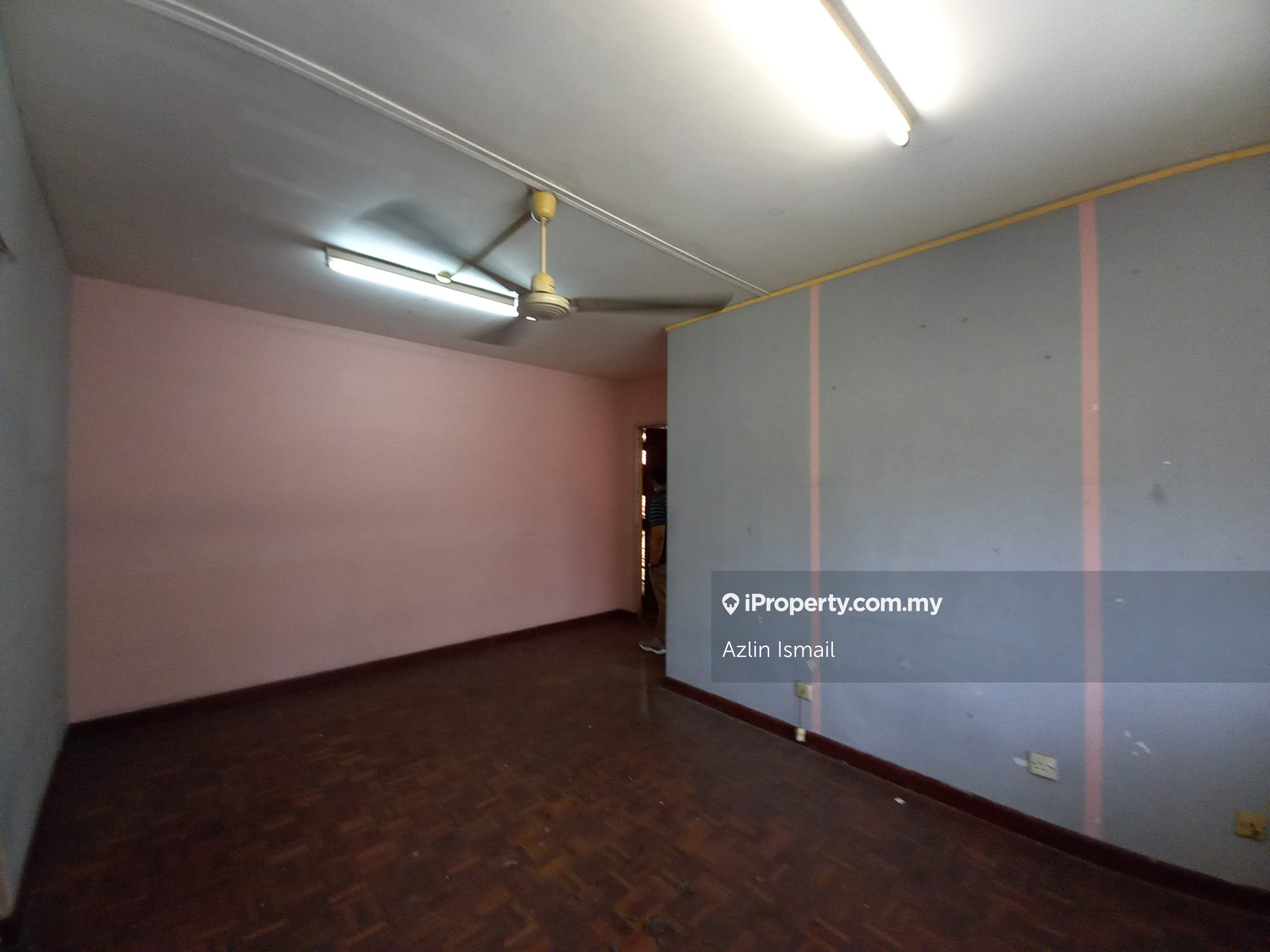 Flat PKNS Seksyen 8, Shah Alam for sale - RM180000 | iProperty Malaysia