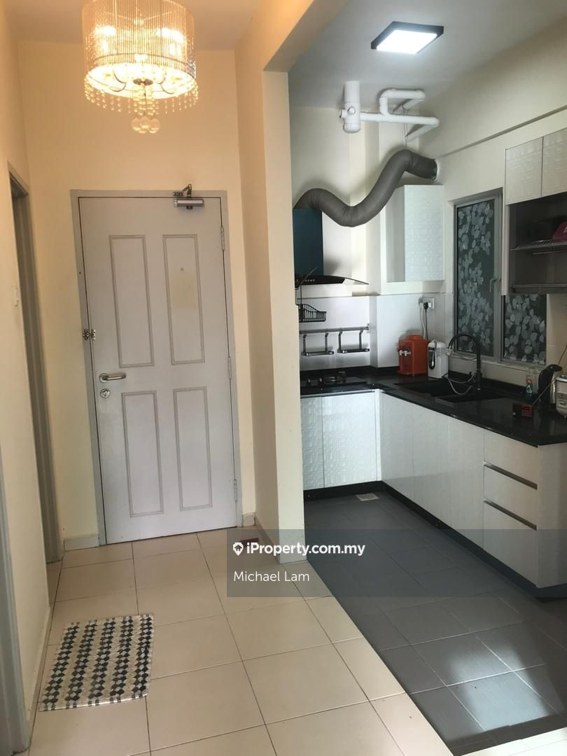 Suria Apartment, Kota Damansara for sale - RM375000 | iProperty Malaysia