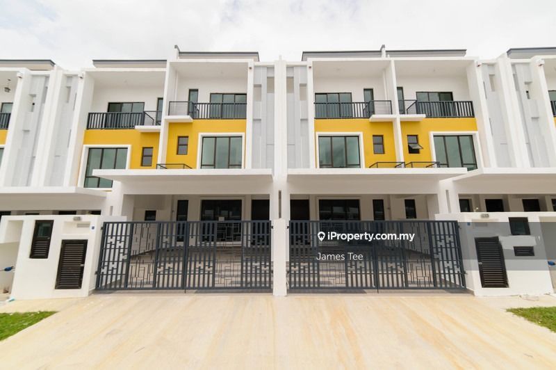 Setia Utama 2 Three storey Good condition only830k, Setia Alam for sale ...