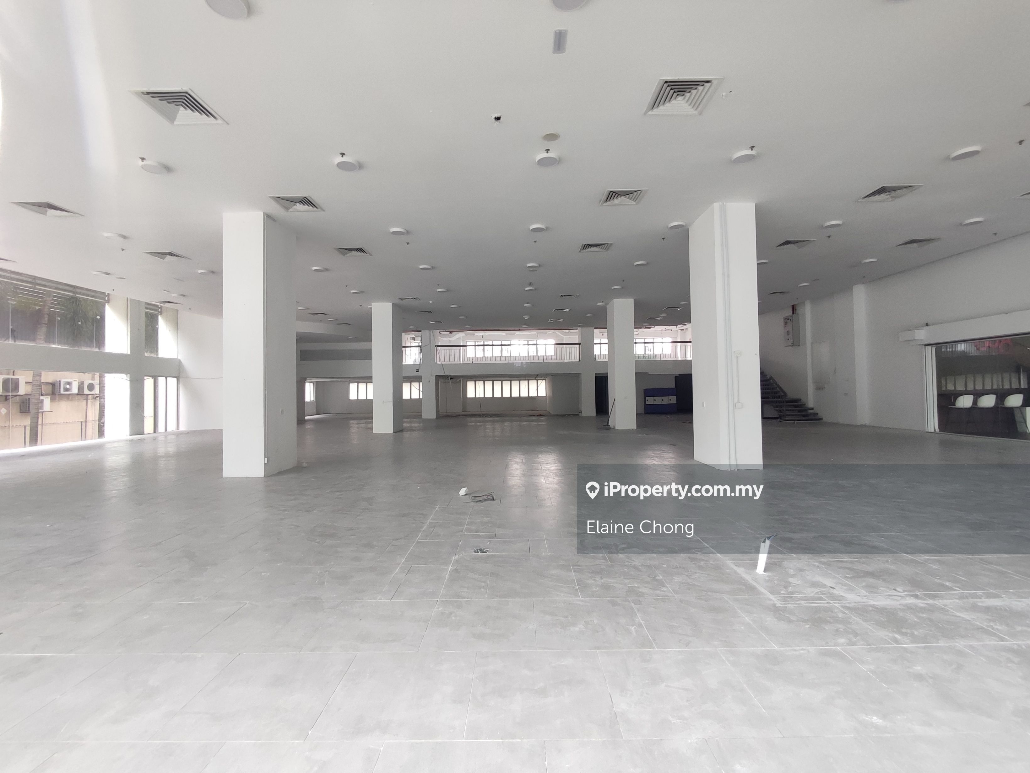 Wisma BU 8 (next to Centrepoint), 20ft ceiling - medical, sports ...
