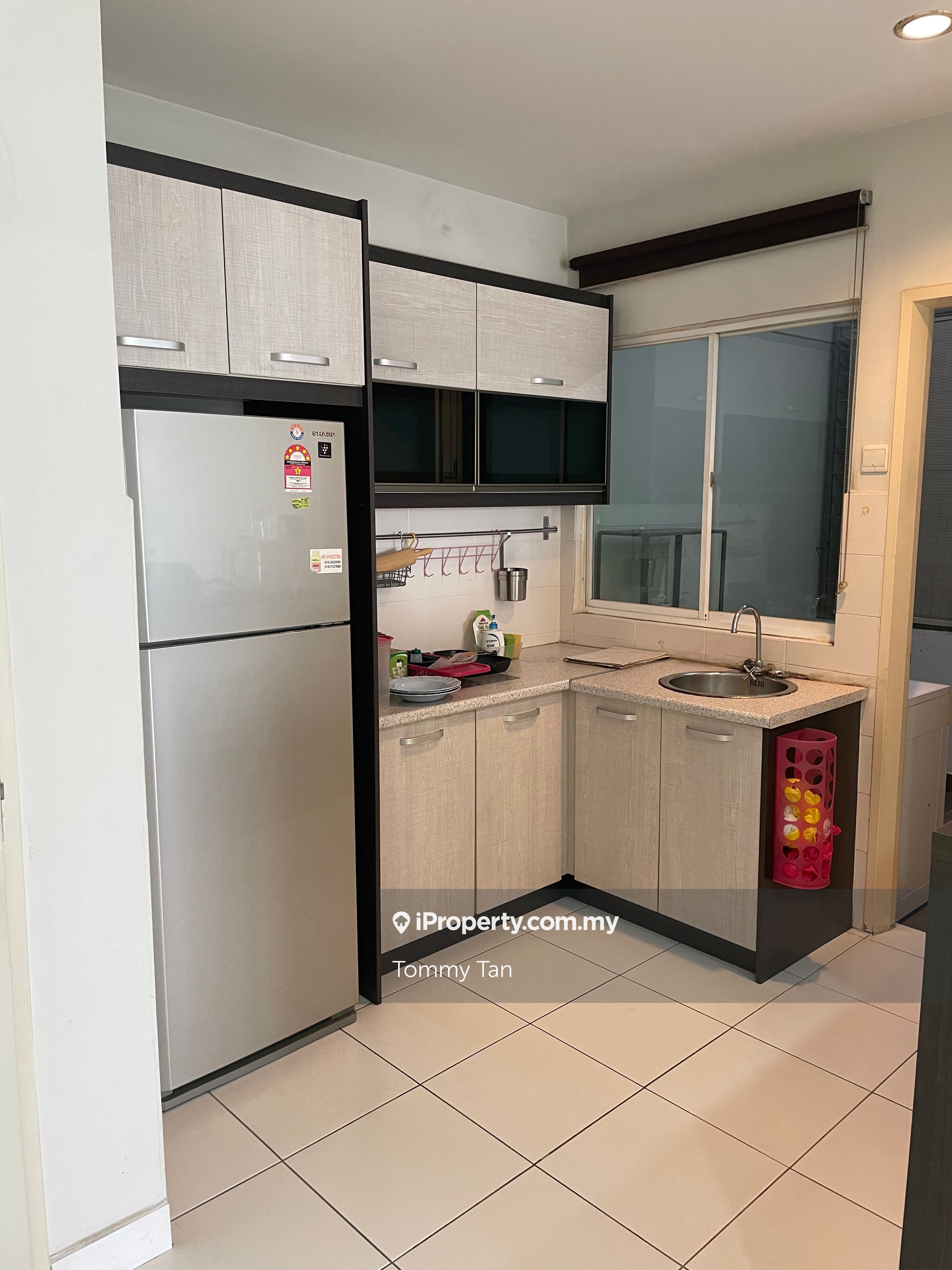 First Residence (Residensi Unggul) Intermediate Condominium 3 bedrooms ...