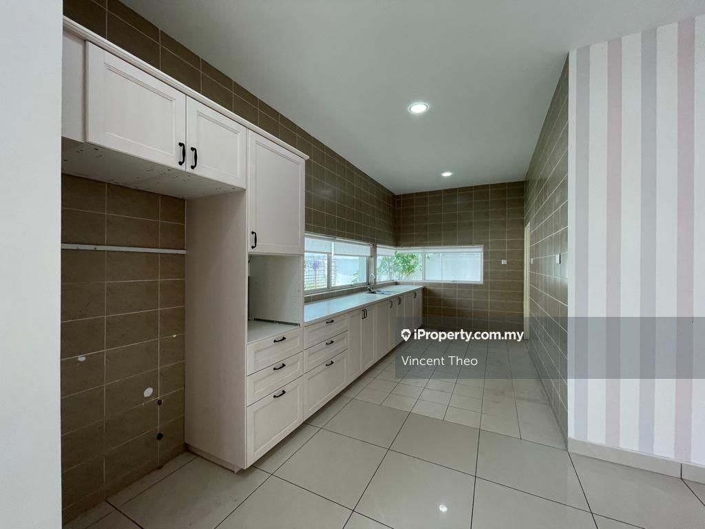 Palmiera @ kinrara residence Puchong , Bandar Kinrara Corner lot Semi ...