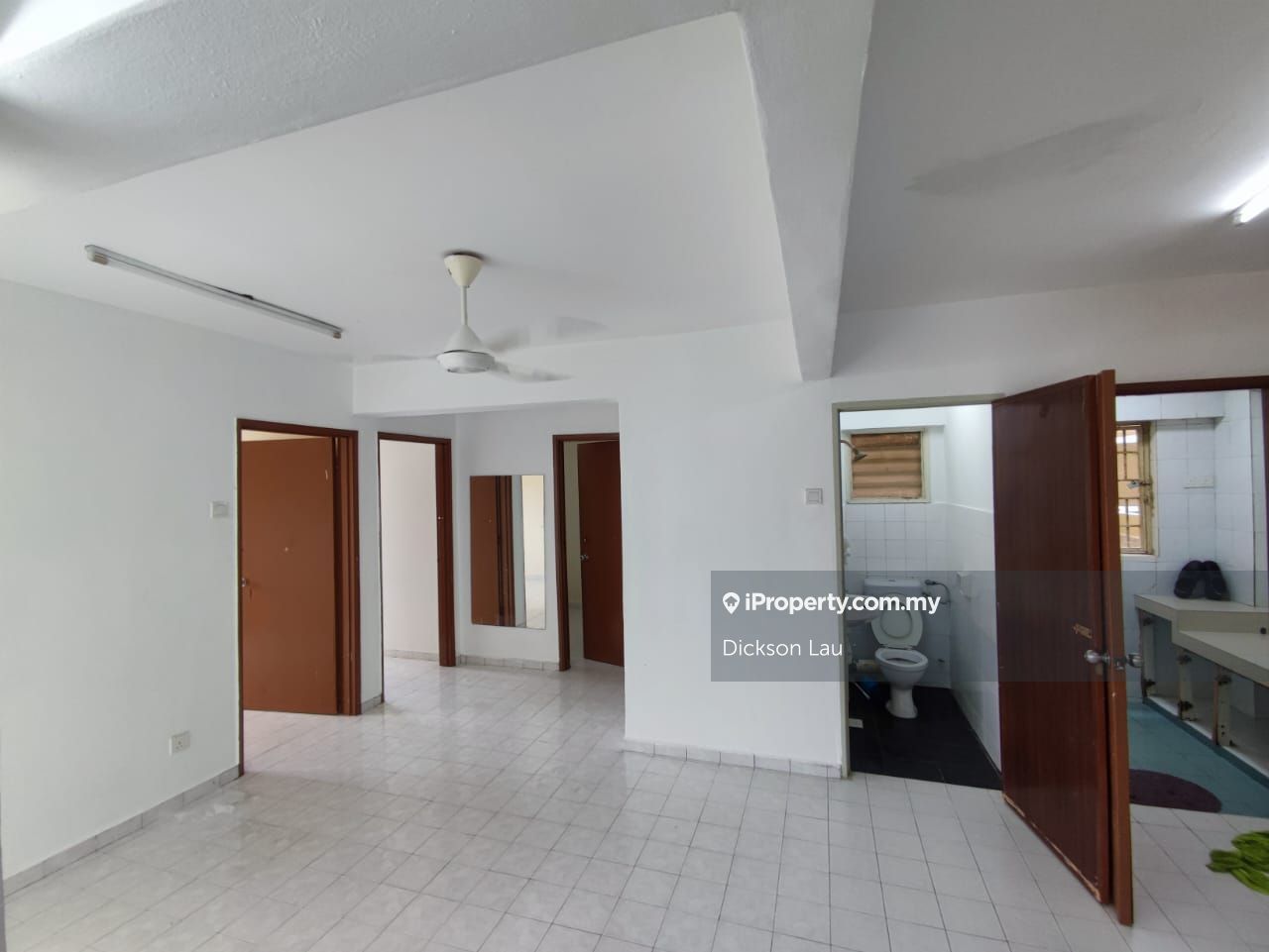 Aman Satu Intermediate Apartment 3 bedrooms for rent in Kepong ...