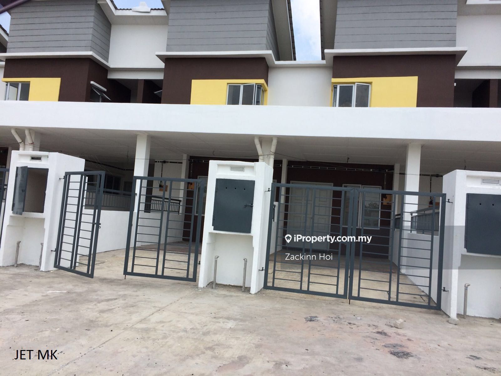 Cash Back Low Deposit 1st Floor Of 2 Sty Townhouse, Klang for sale ...