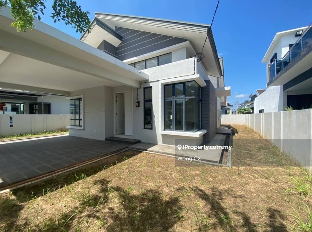 One Krubong Single Storey Bungalow Jalan Samarinda, Krubong for sale ...