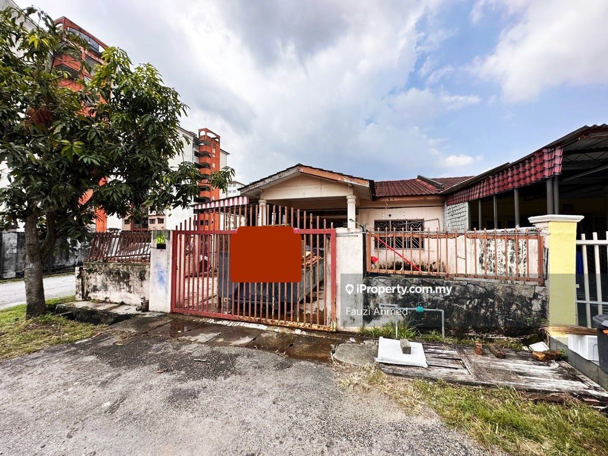 Taman Sentosa, Klang, Klang 1-sty Terrace/Link House 3 bedrooms for ...