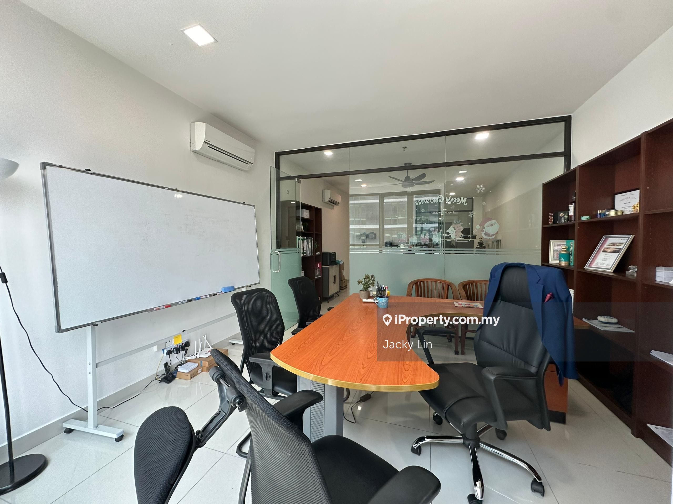 Atria Sofo Suites Petaling Jaya, Damansara Jaya, Petaling Jaya ...