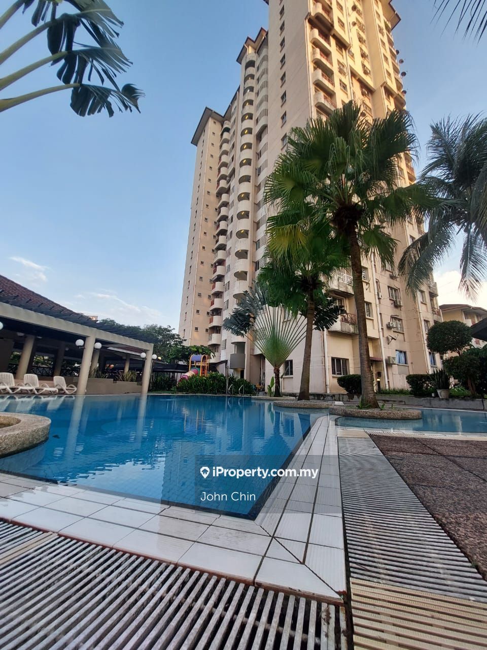 Menara D'Sara Corner lot Condominium 3 bedrooms for sale in Bandar Sri ...