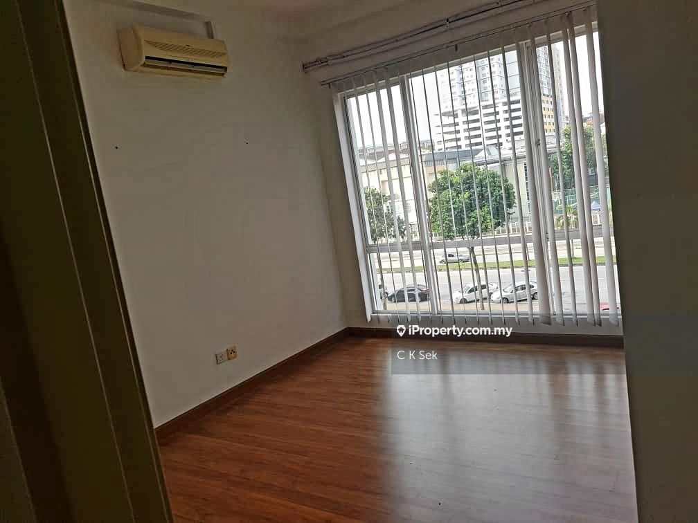 Cova Square, Kota Damansara Intermediate Office 2 bedrooms for rent ...