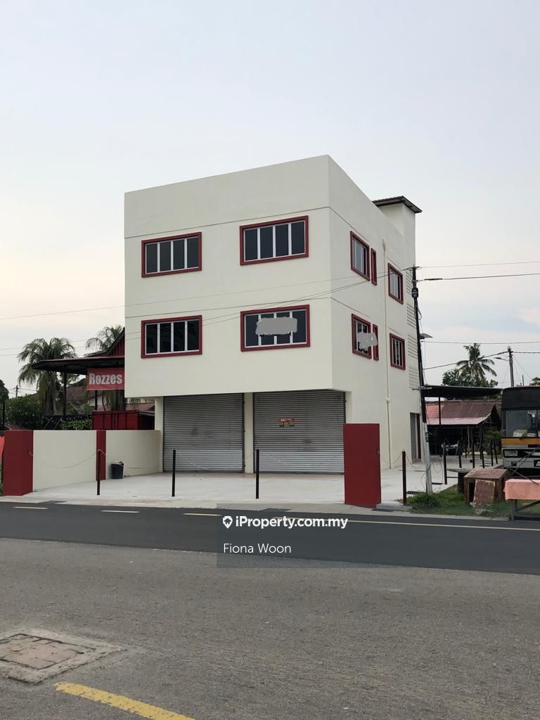 Ujong Pasir Shop for sale | iProperty.com.my