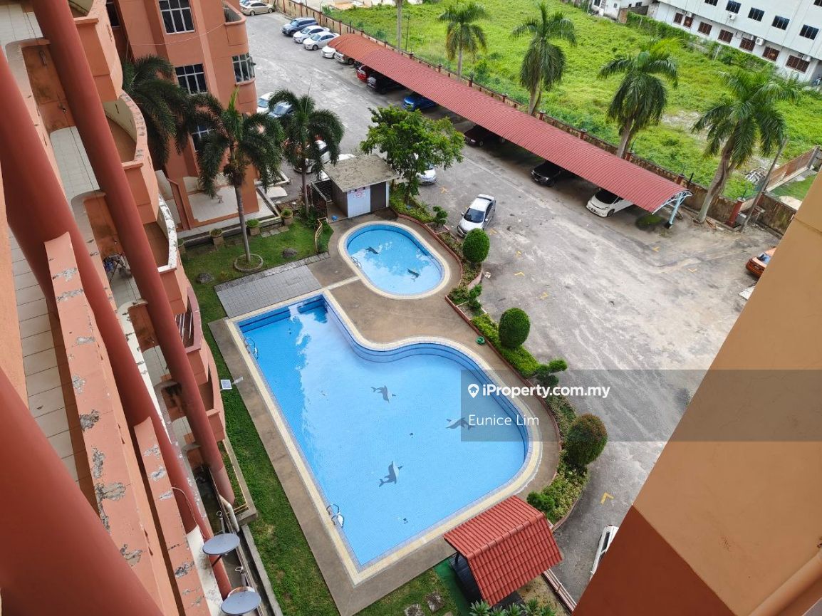 Pangsapuri Maharani (City Towers) Corner lot Apartment 3 bedrooms for ...