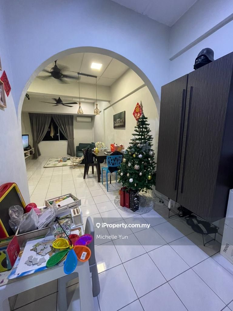 Taman Megah Cheras Apartment Apartment 3 Bedrooms For Sale In Cheras Selangor My