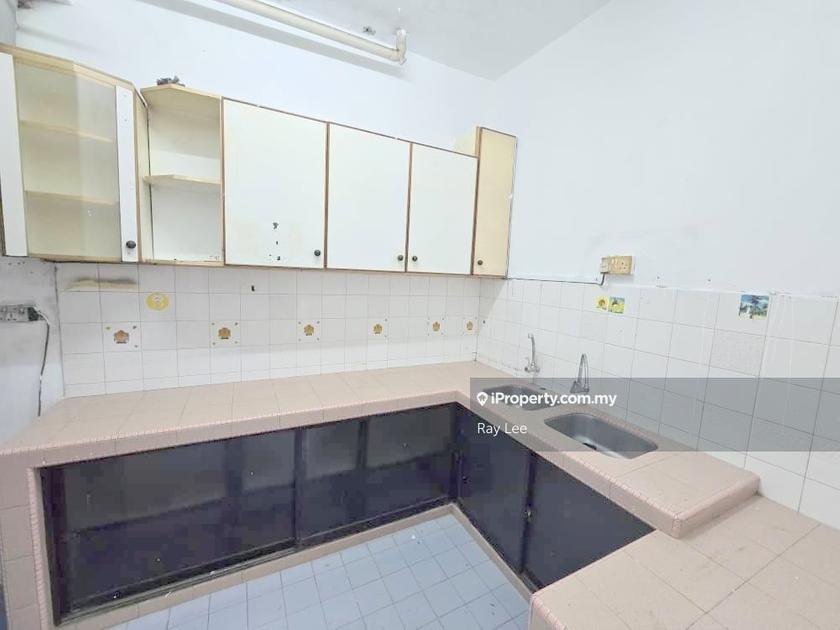 Apartment for sale at Sri Anggerik 1 - RM 450,000 | iProperty Malaysia